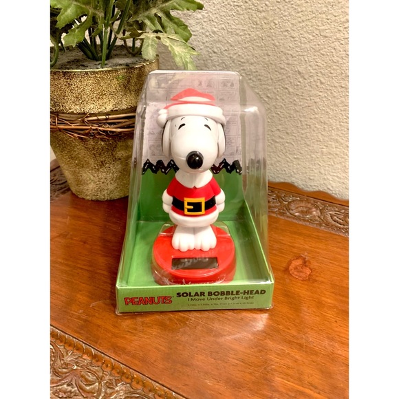 Peanuts | Other | Peanuts Licensed Santa Snoopy Solar Bobble Head ...
